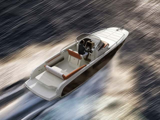 250 CX de Invictus Yachts